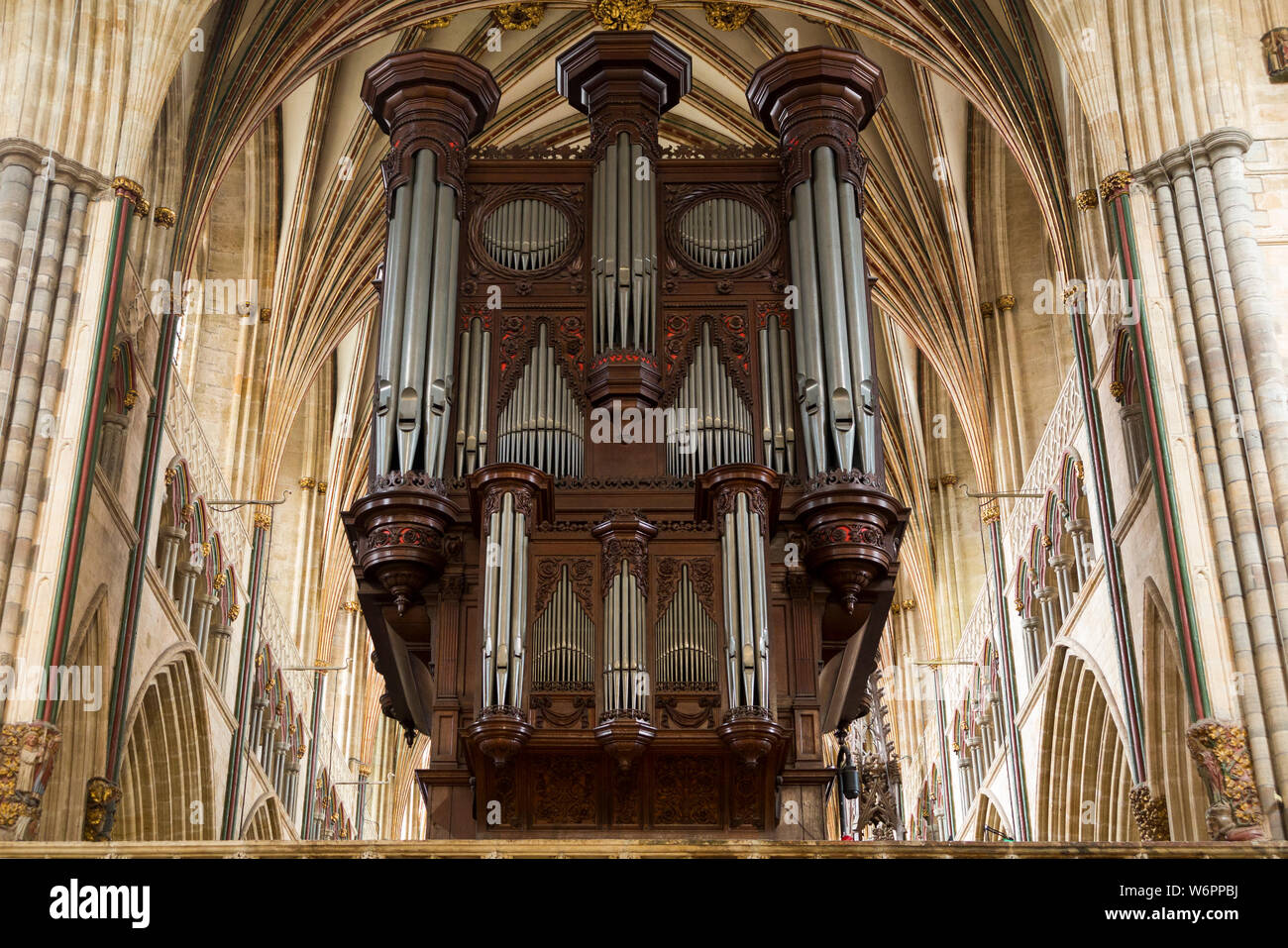 Grand Organ case by John Loosemore, with its many organ pipes, on the ...