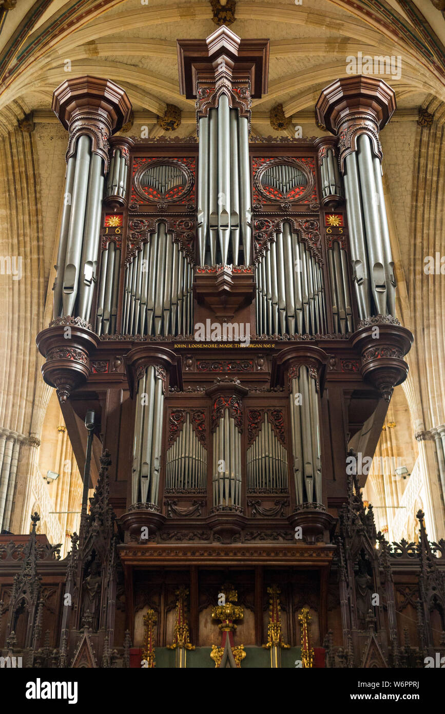 Grand Organ case by John Loosemore, with its many organ pipes, on the ...