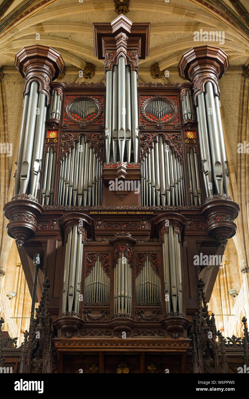 Grand Organ case by John Loosemore, with its many organ pipes, on the ...