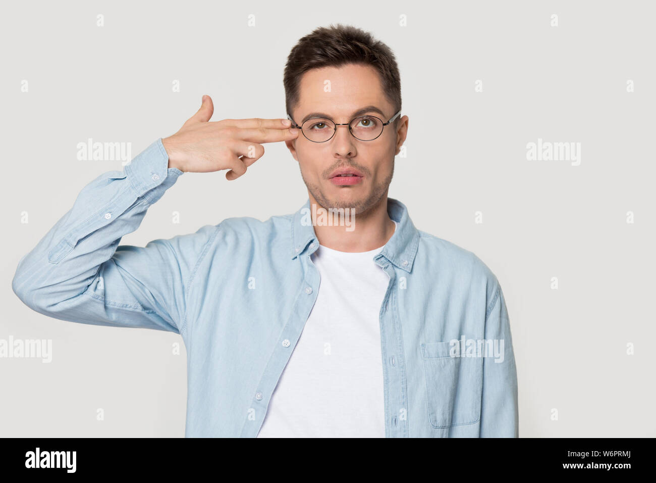 Dull grey face hi-res stock photography and images - Alamy