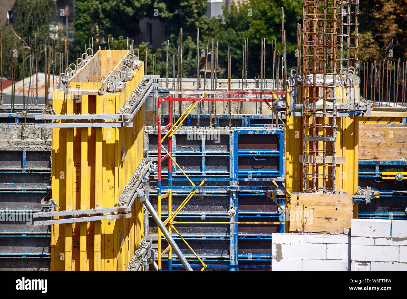 Prefabricated concrete forms hi-res stock photography and images - Alamy