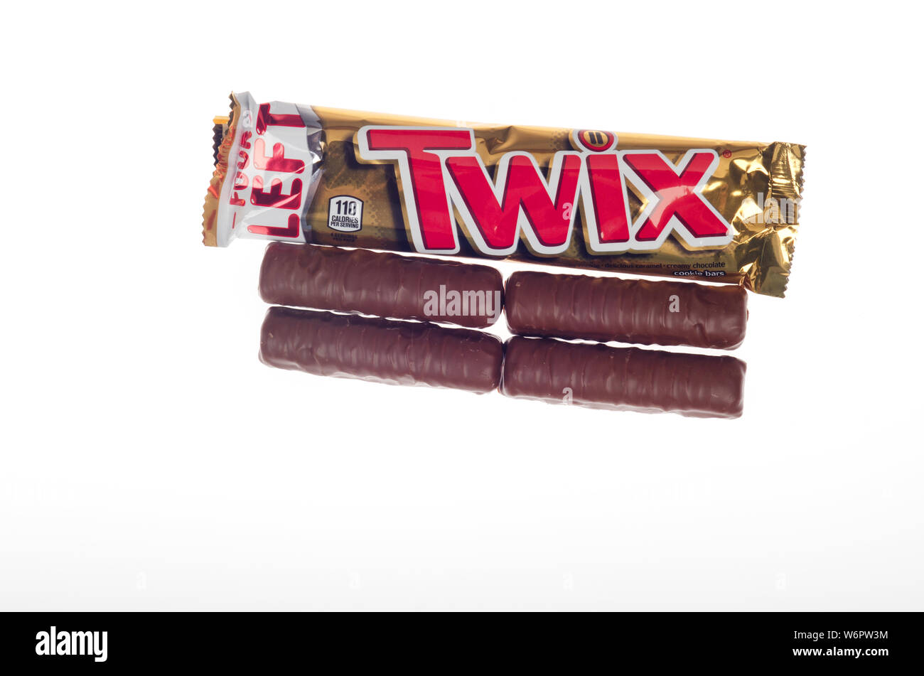 Twix candy bar wrapper hi-res stock photography and images - Alamy