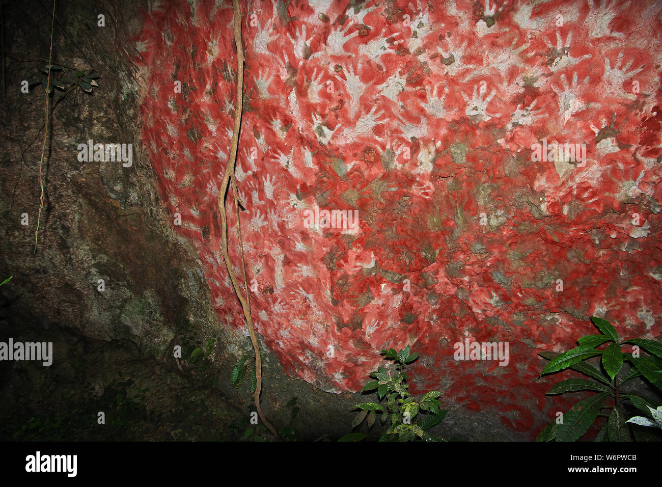 Jomblang cave near Yogyakarta city, Java, Indonesia Stock Photo - Alamy