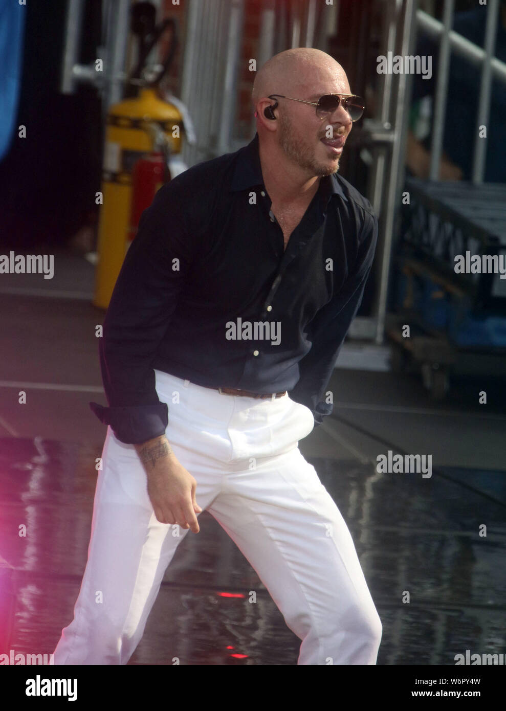 Pitbull singer 2019 hi-res stock photography and images - Alamy
