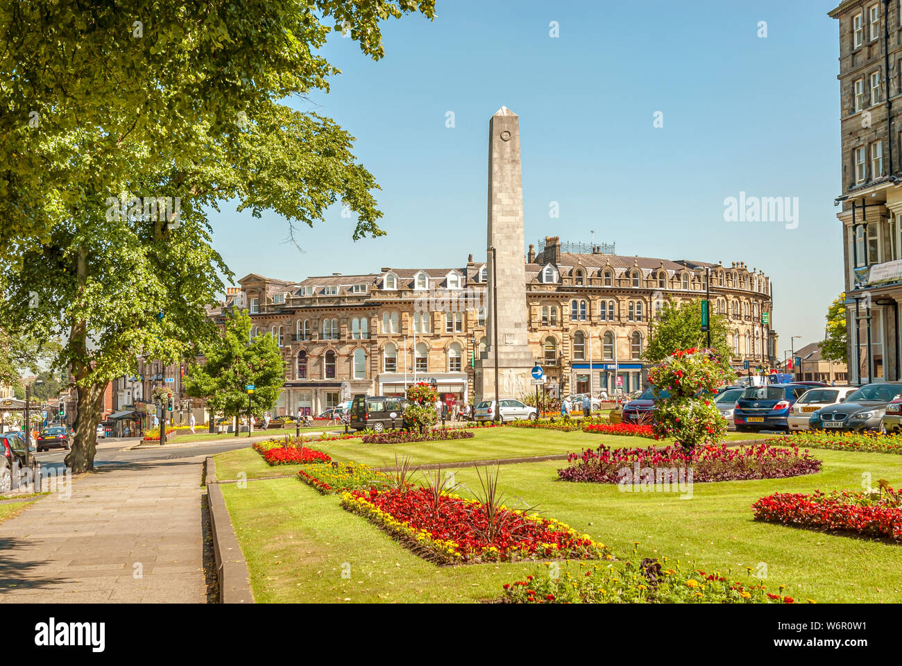English Town Centre Harrogate High Resolution Stock Photography and ...