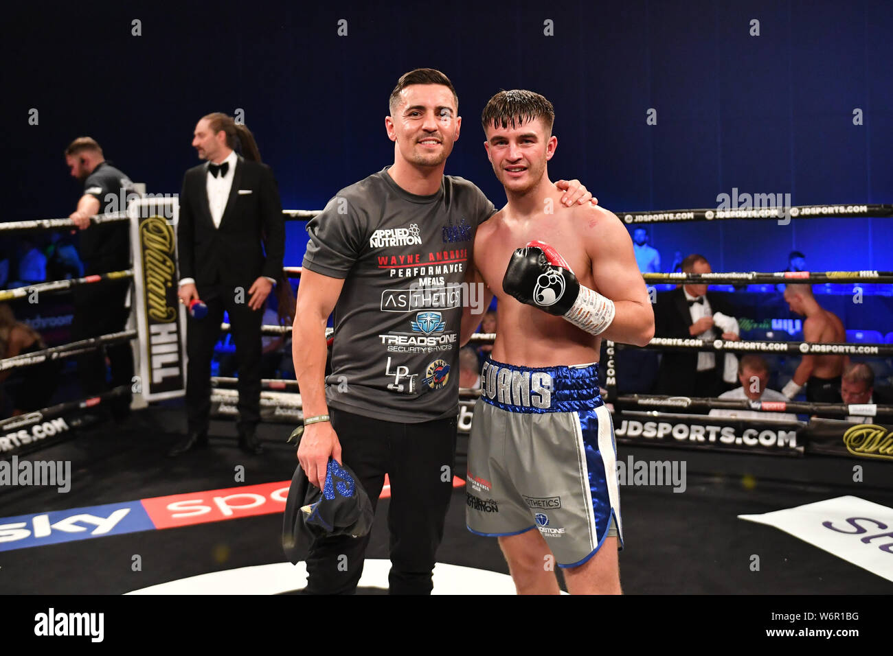 Anthony fowler boxer hi-res stock photography and images - Alamy