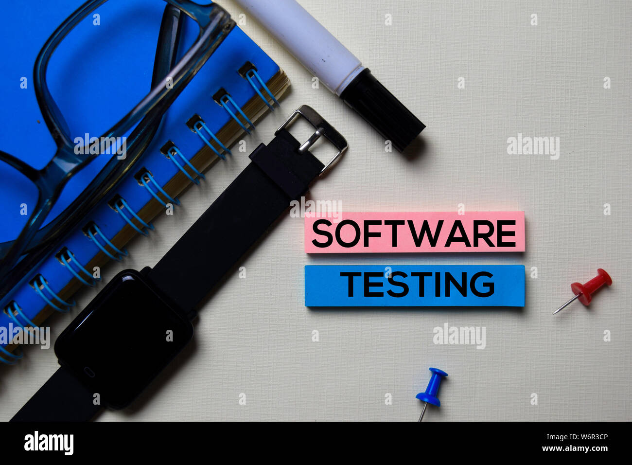 Software testing text hi-res stock photography and images - Alamy