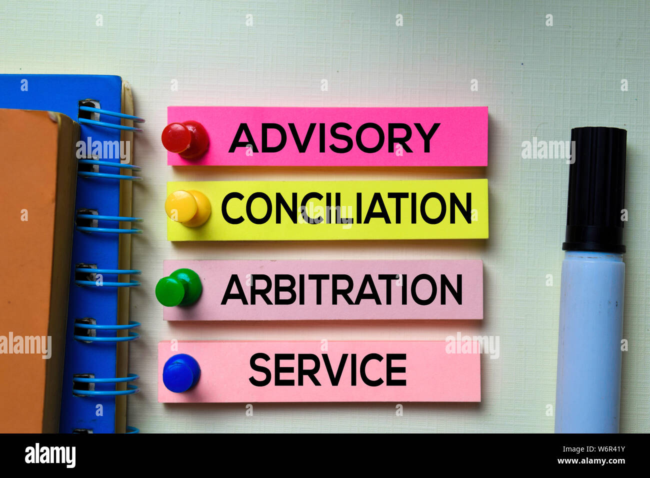 Symbol Conciliation High Resolution Stock Photography and Images - Alamy