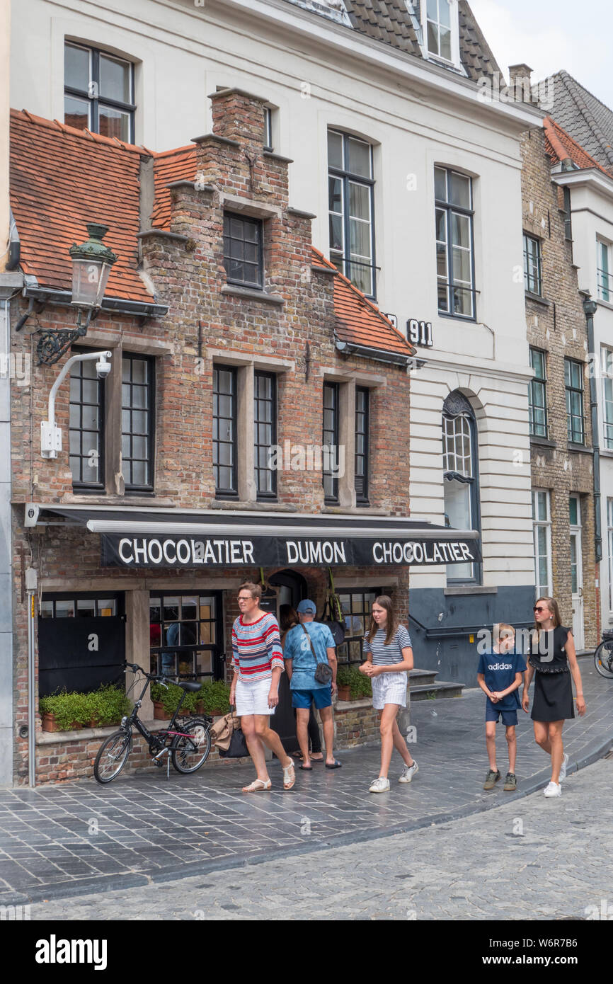 Chocolatier dumon hi-res stock photography and images - Alamy