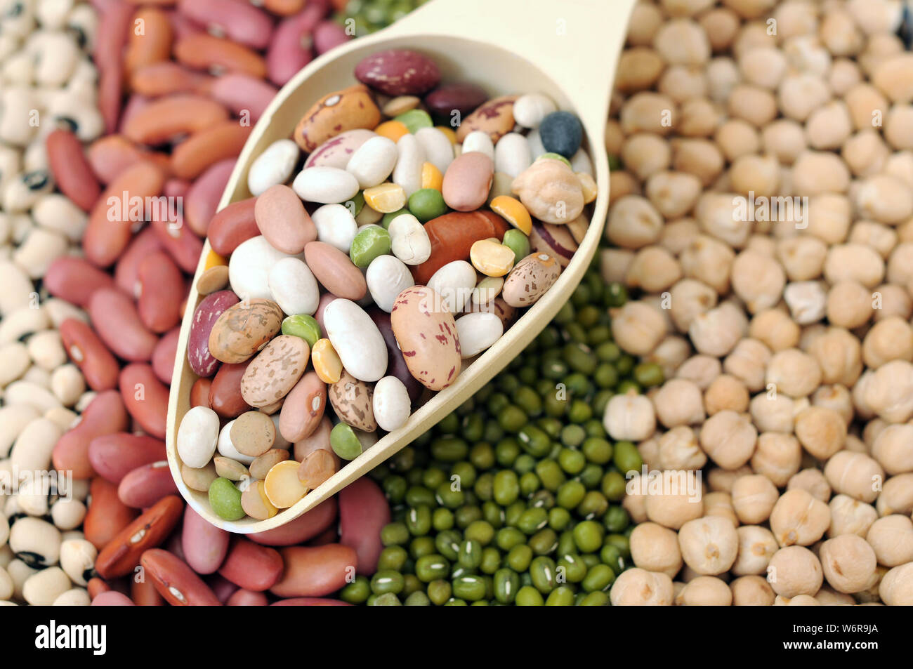 Pinto bean pod hi-res stock photography and images - Alamy