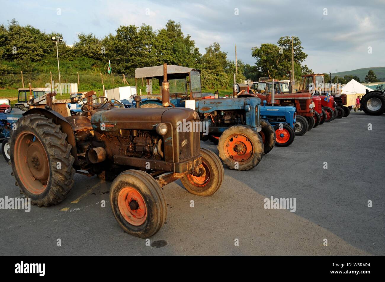 Fordson Power Major tractors in the vintage tractor and machinery ...