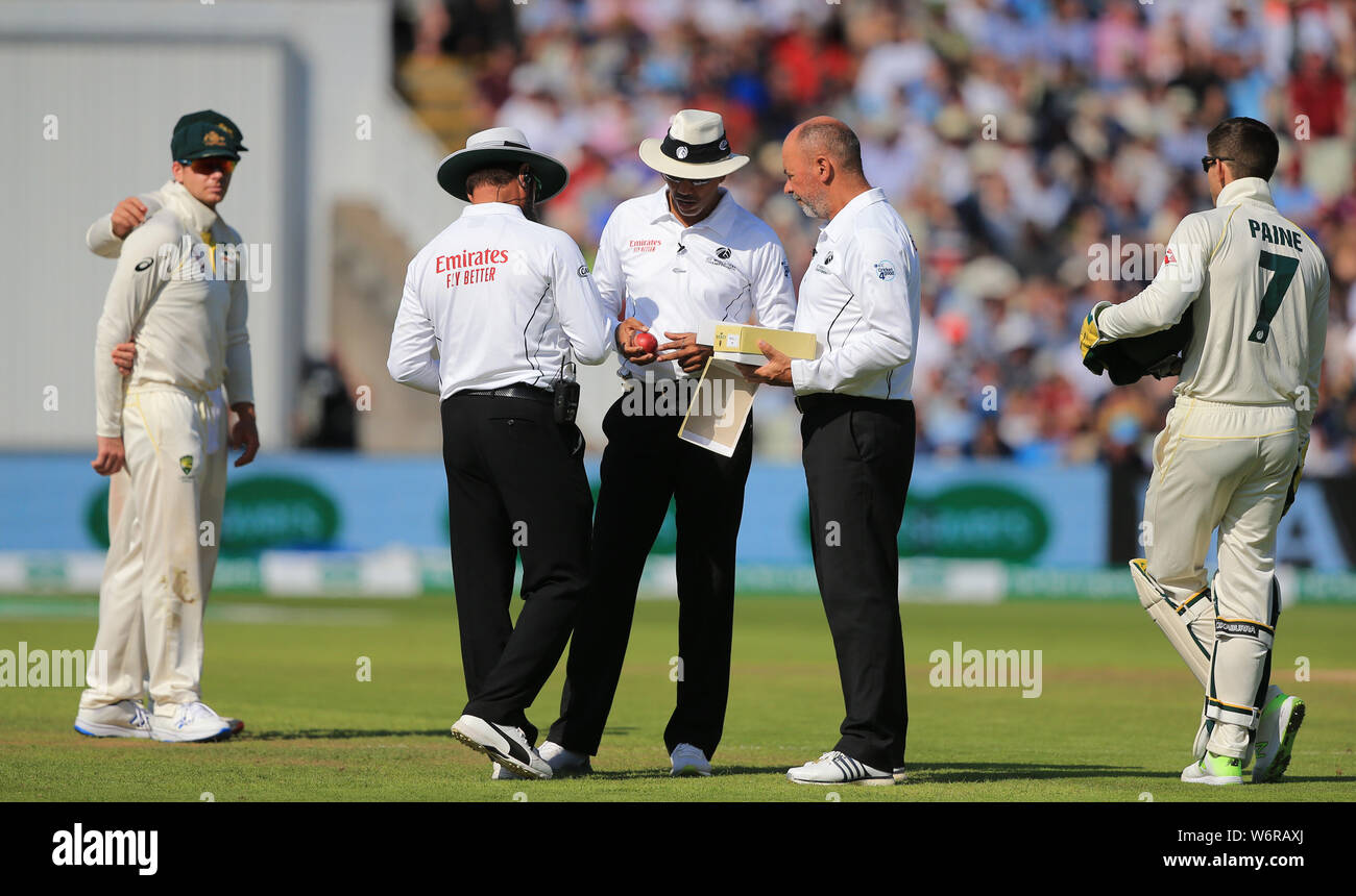 Specsavers third test hi-res stock photography and images - Alamy