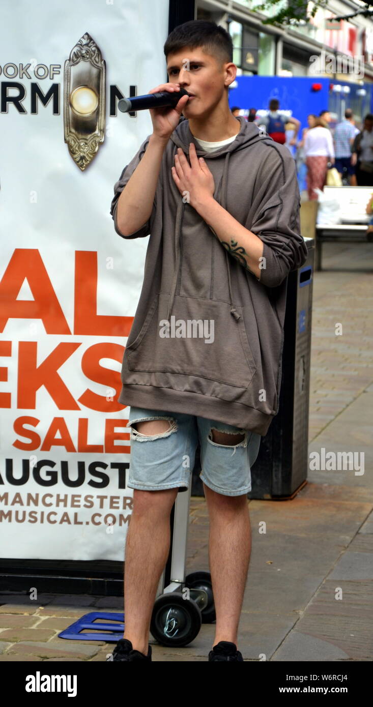 Busking manchester hi-res stock photography and images - Alamy