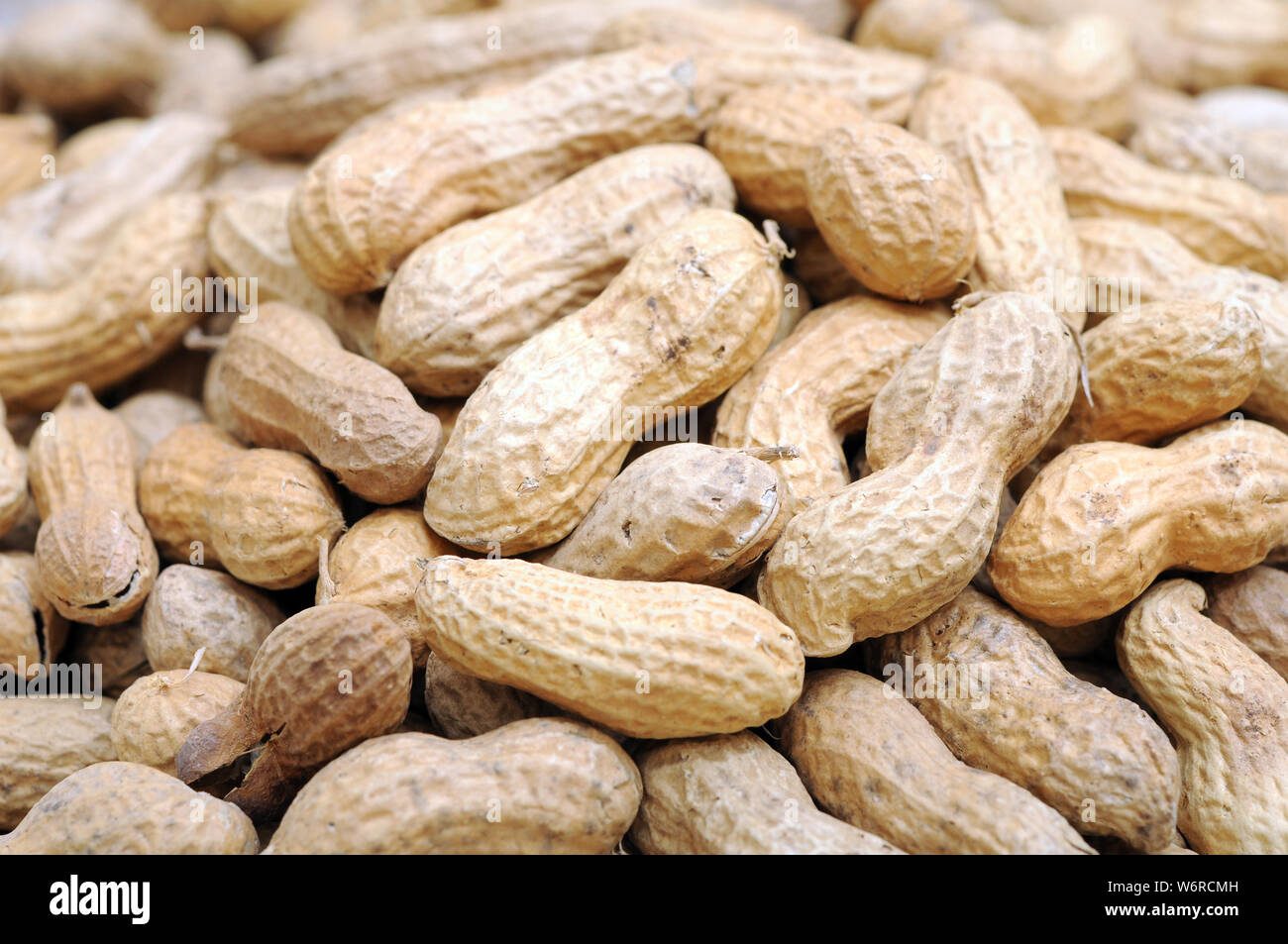 a lot of peanut for background Stock Photo - Alamy