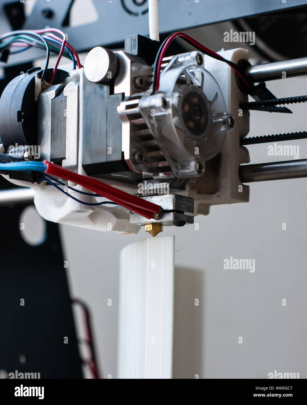 Working 3d printer Stock Photo - Alamy