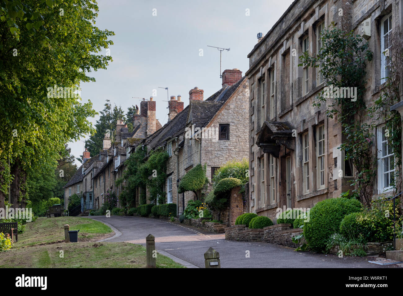 Combe village oxfordshire hi-res stock photography and images - Alamy