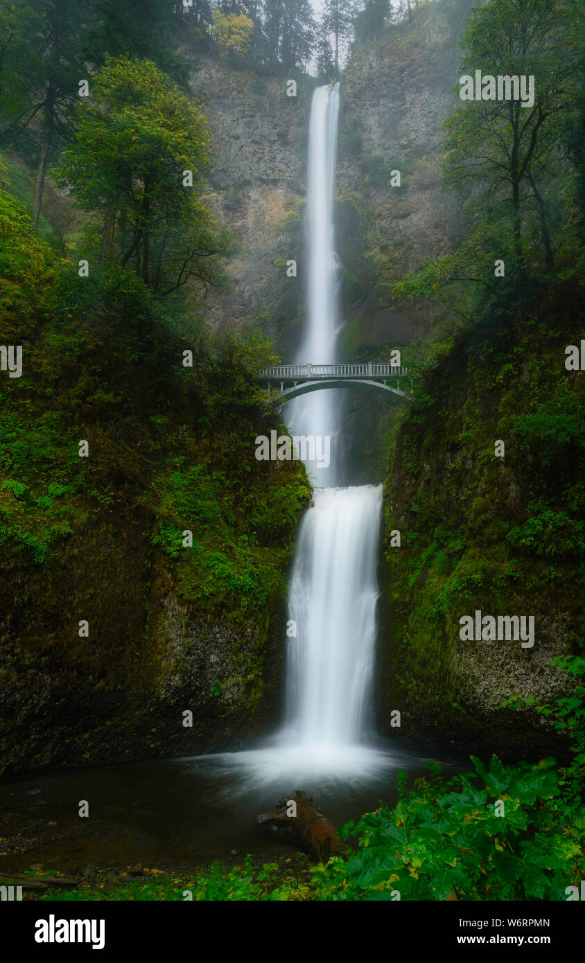 Dreamy waterfall hi-res stock photography and images - Alamy