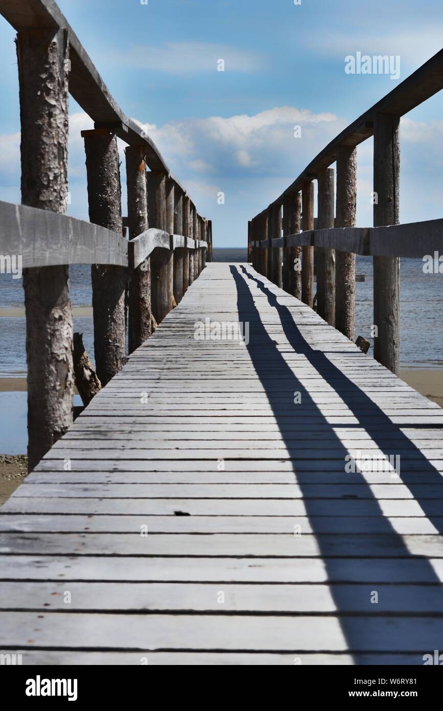 Wooden hand built pier in Dunnottar, Manitoba Stock Photo - Alamy