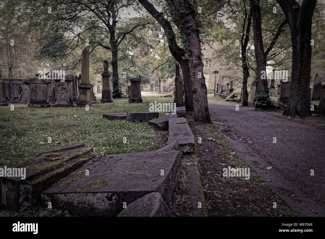 Cemetery edinburgh scotland hi-res stock photography and images - Alamy