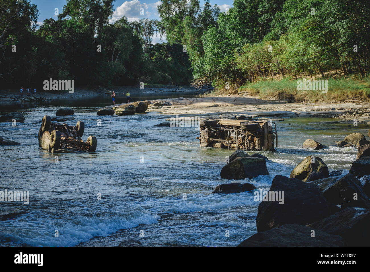 Car accident vehicle in river hi-res stock photography and images - Alamy