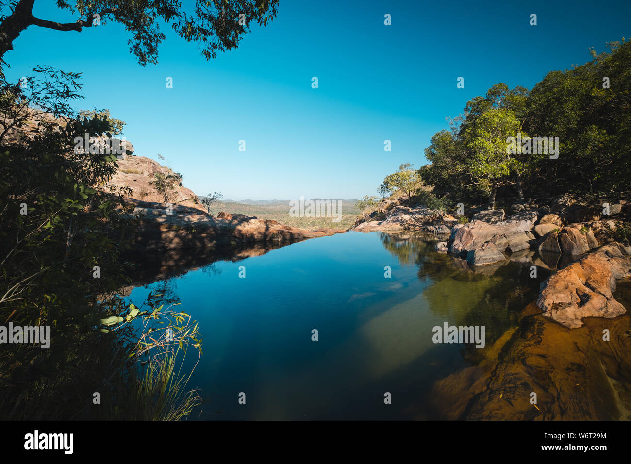 spectacular natural infinity pool in Australia Stock Photo - Alamy