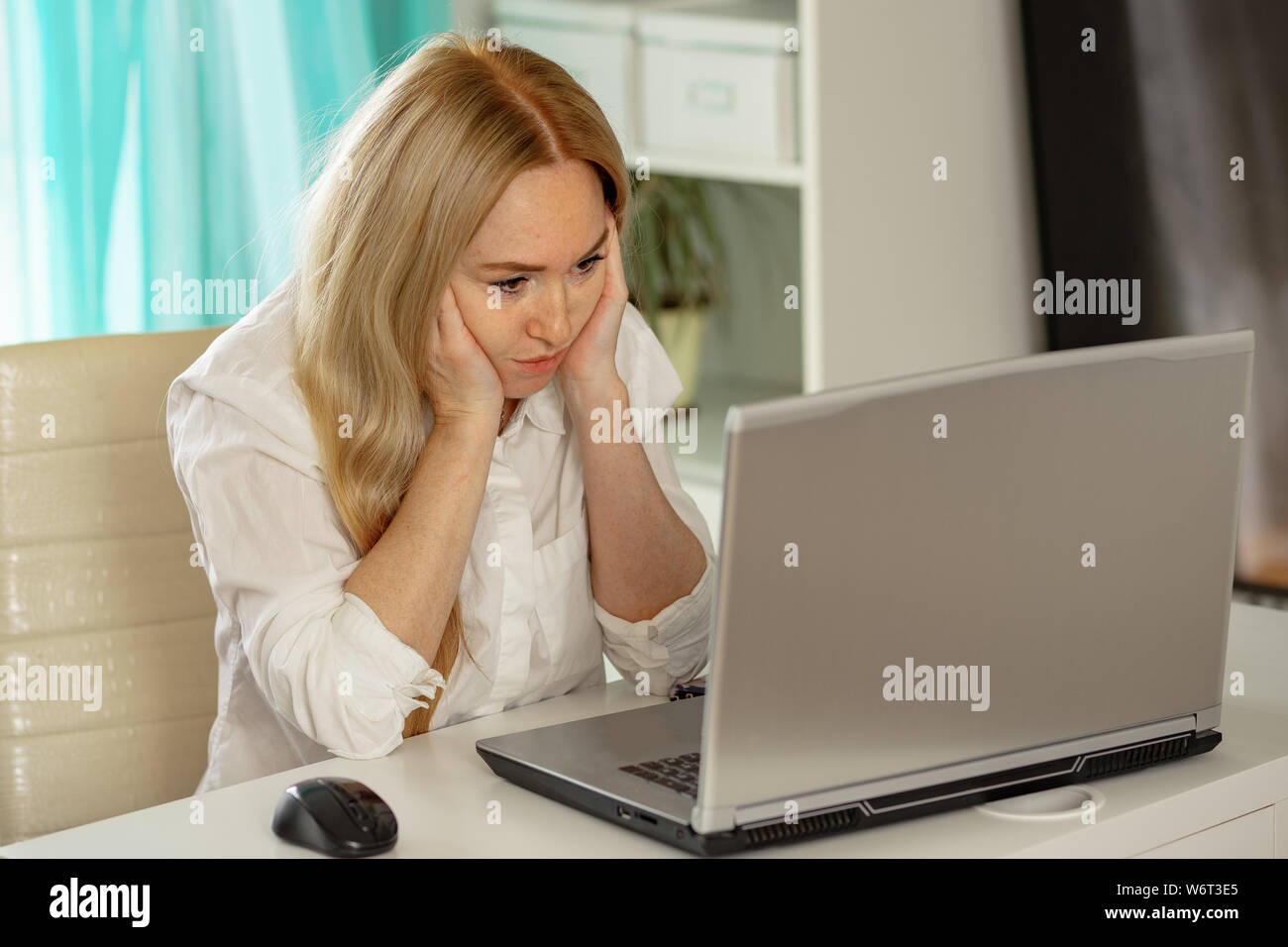 Unwilling hi-res stock photography and images - Alamy
