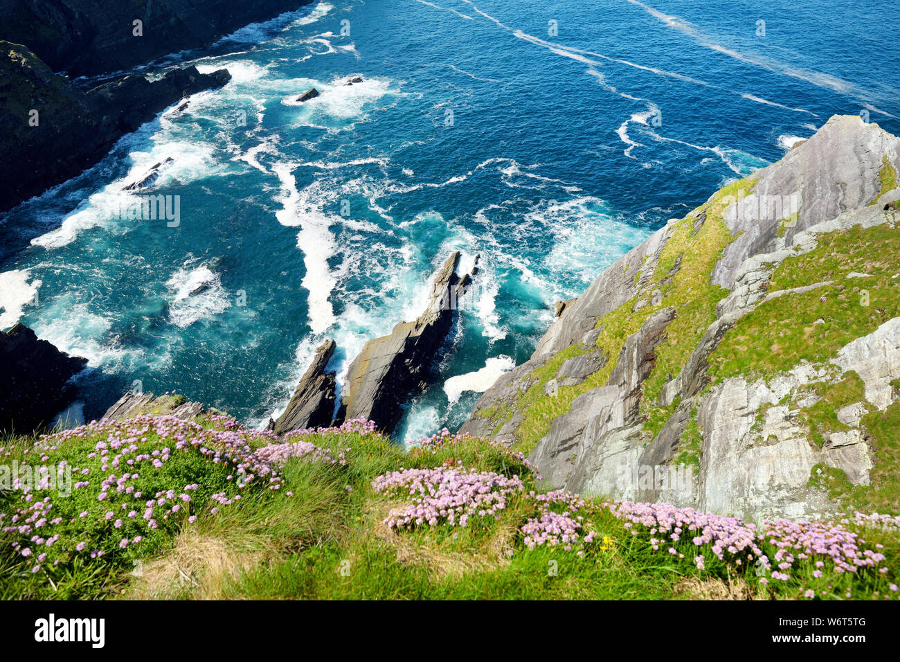 Amazing wave lashed Kerry Cliffs, widely accepted as the most ...