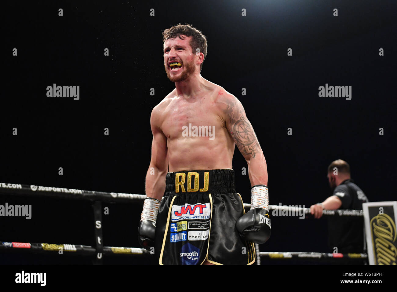 Anthony fowler boxer hi-res stock photography and images - Alamy