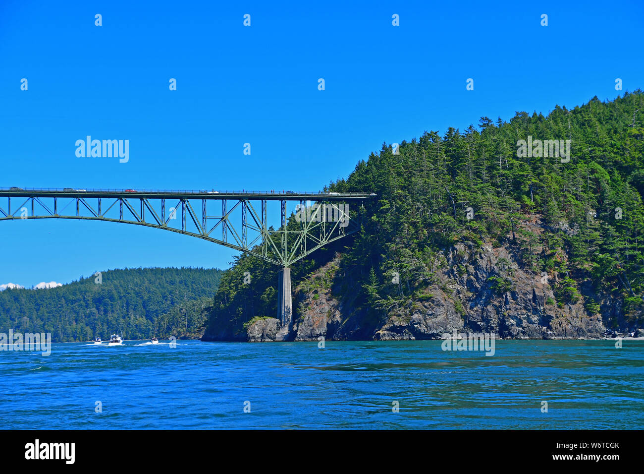 The iconic Deception Pass Bridge near Whidbey Island, Washington Stock ...