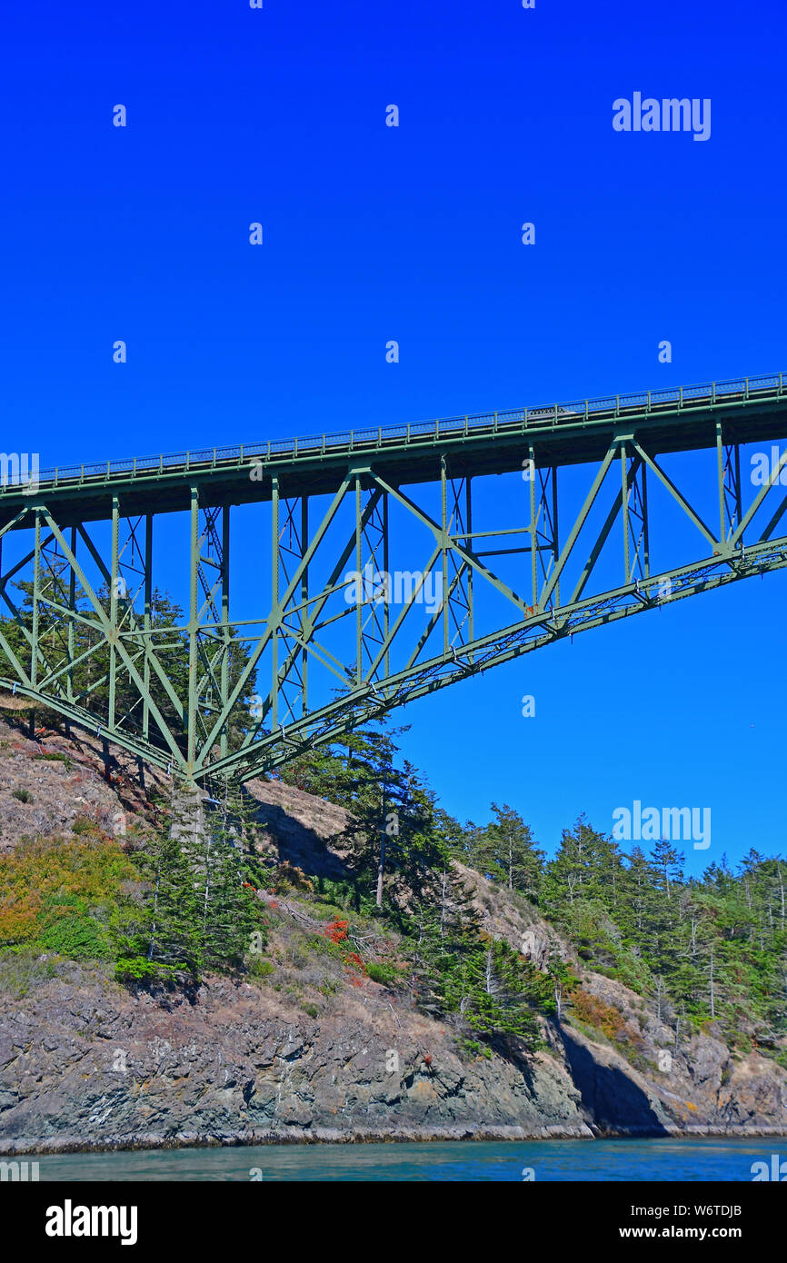 The iconic Deception Pass Bridge near Whidbey Island, Washington Stock ...
