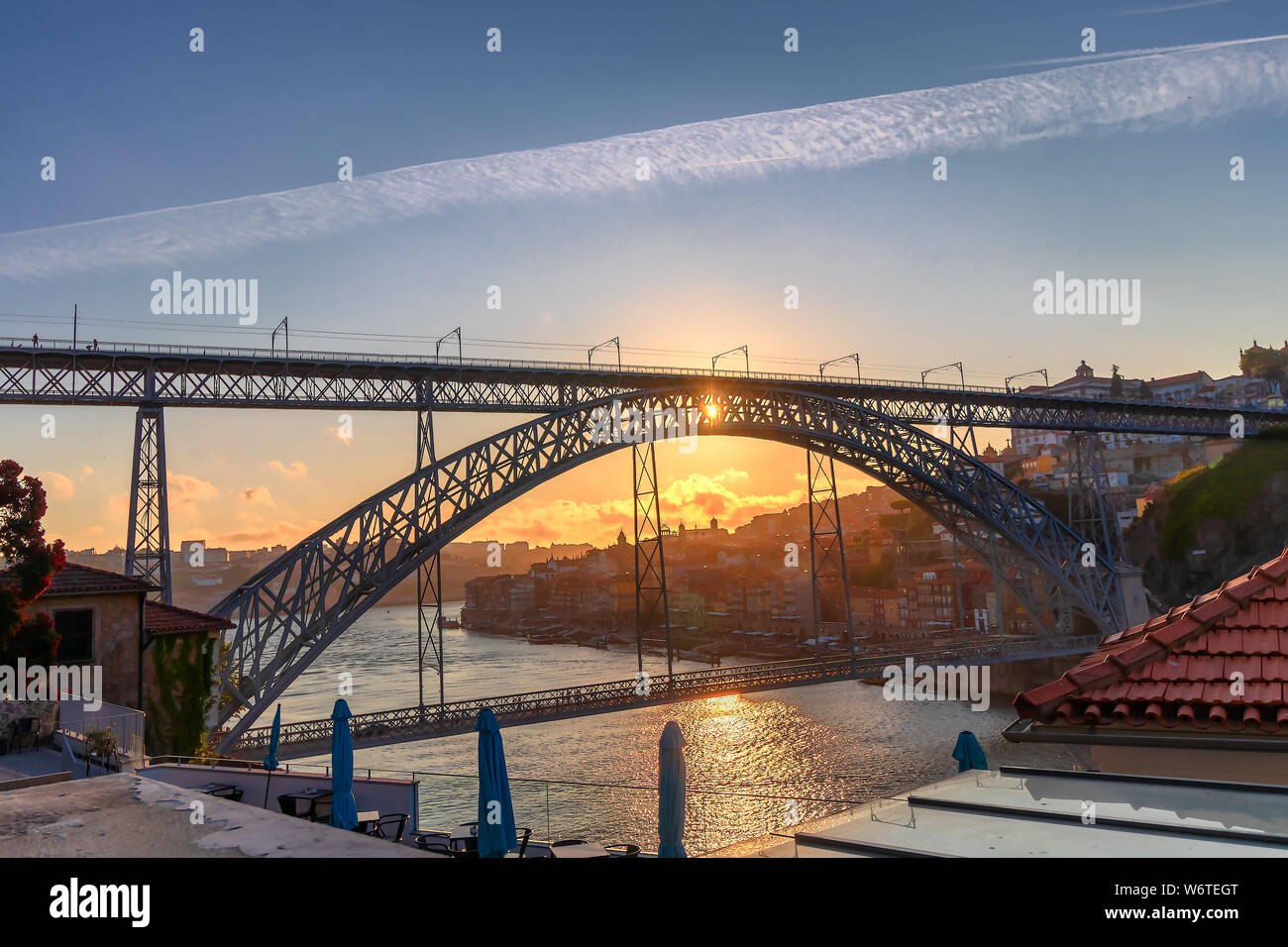 Luis i bridge porto history hi-res stock photography and images - Alamy