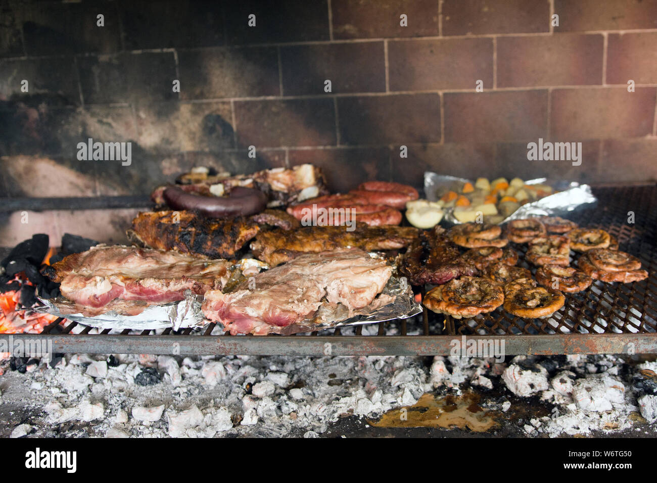 Argentine barbecue hi-res stock photography and images - Alamy