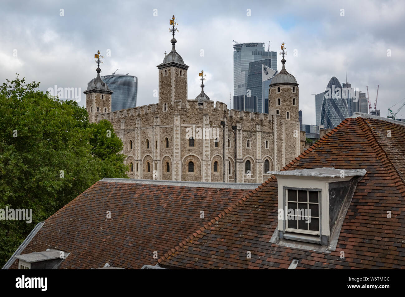 John gerard jesuit priest hi-res stock photography and images - Alamy