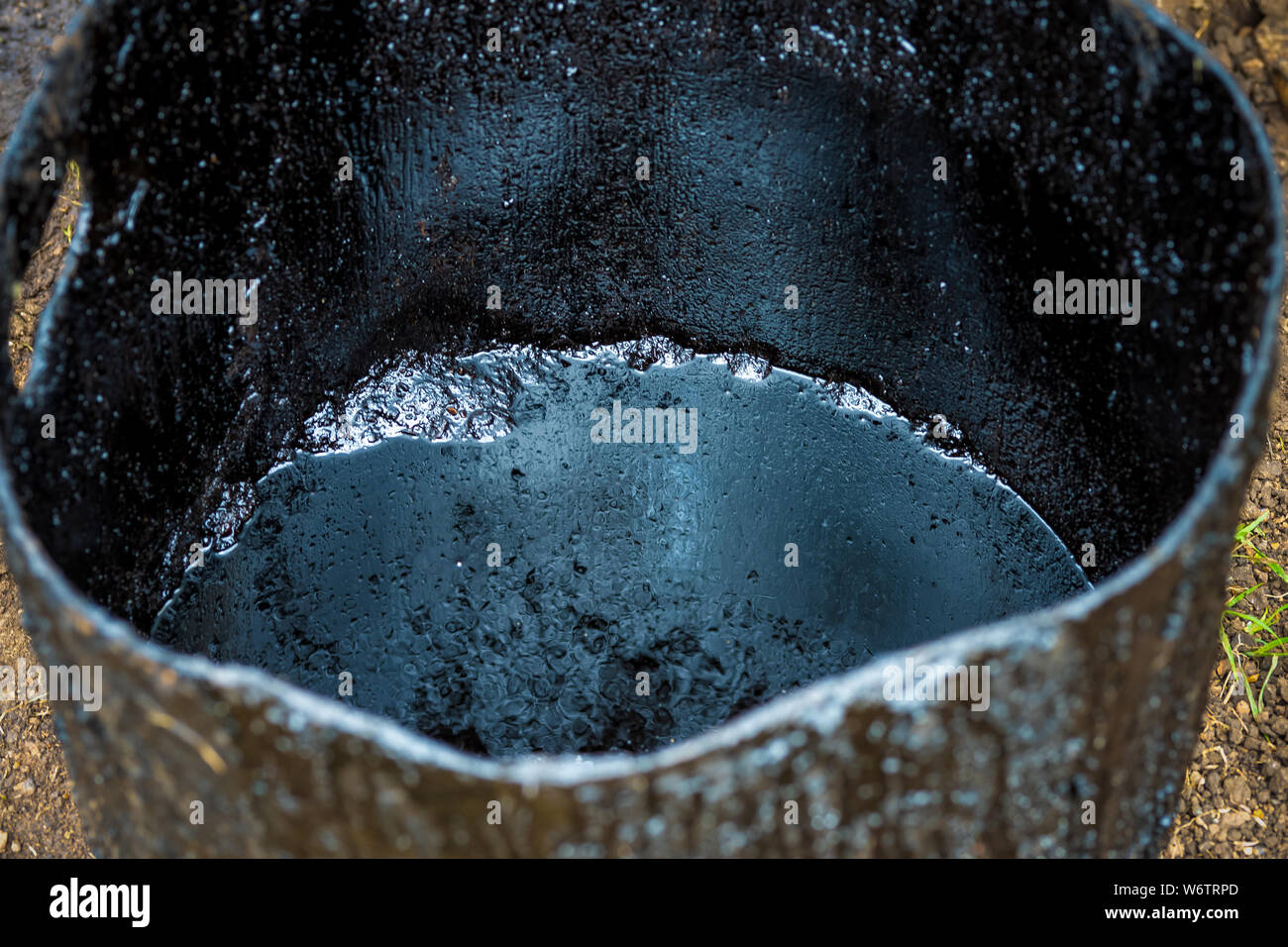 Dirty Oil spill on floor. Oil pollution Stock Photo - Alamy