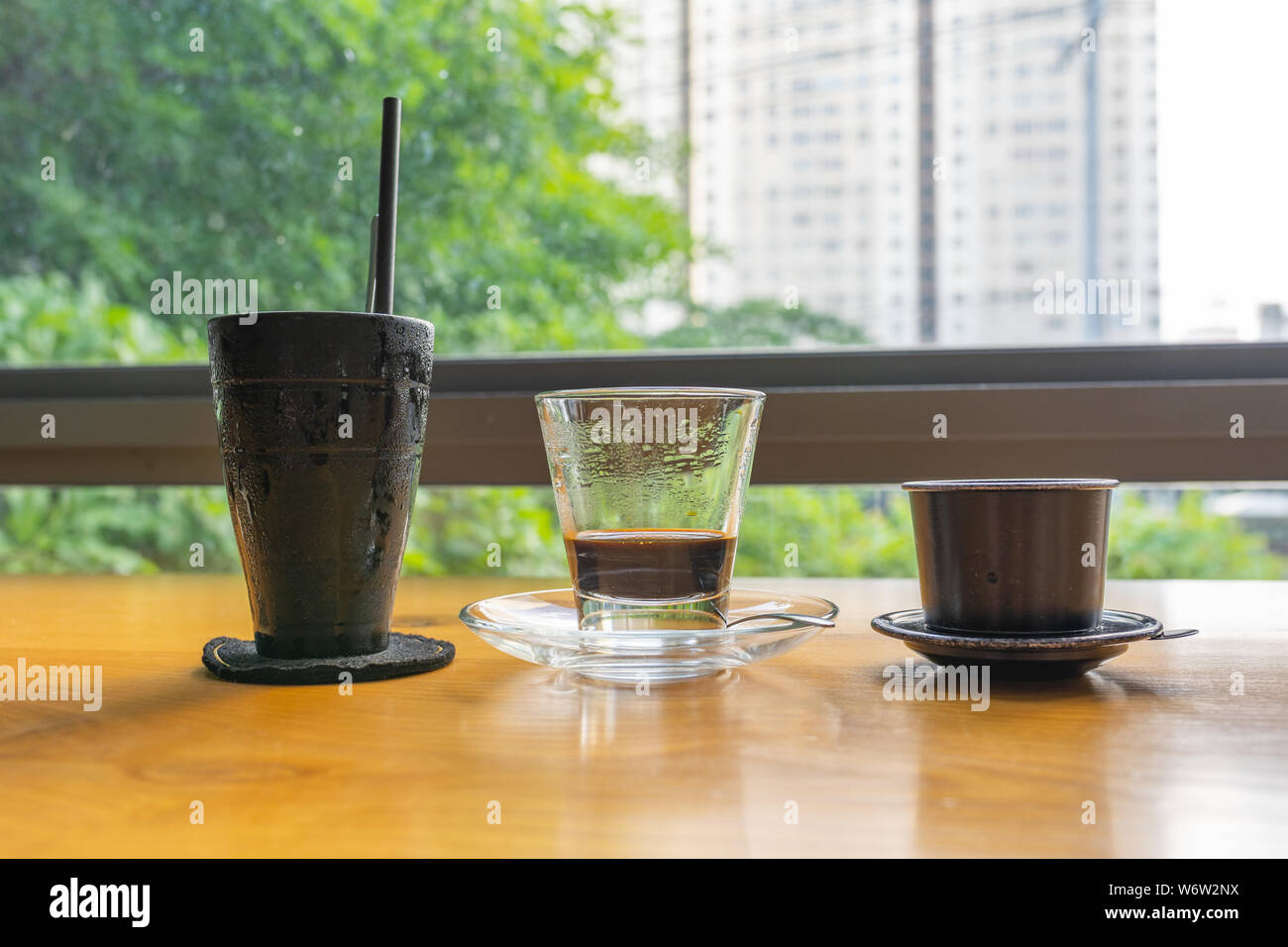 Phin cafe hi-res stock photography and images - Alamy