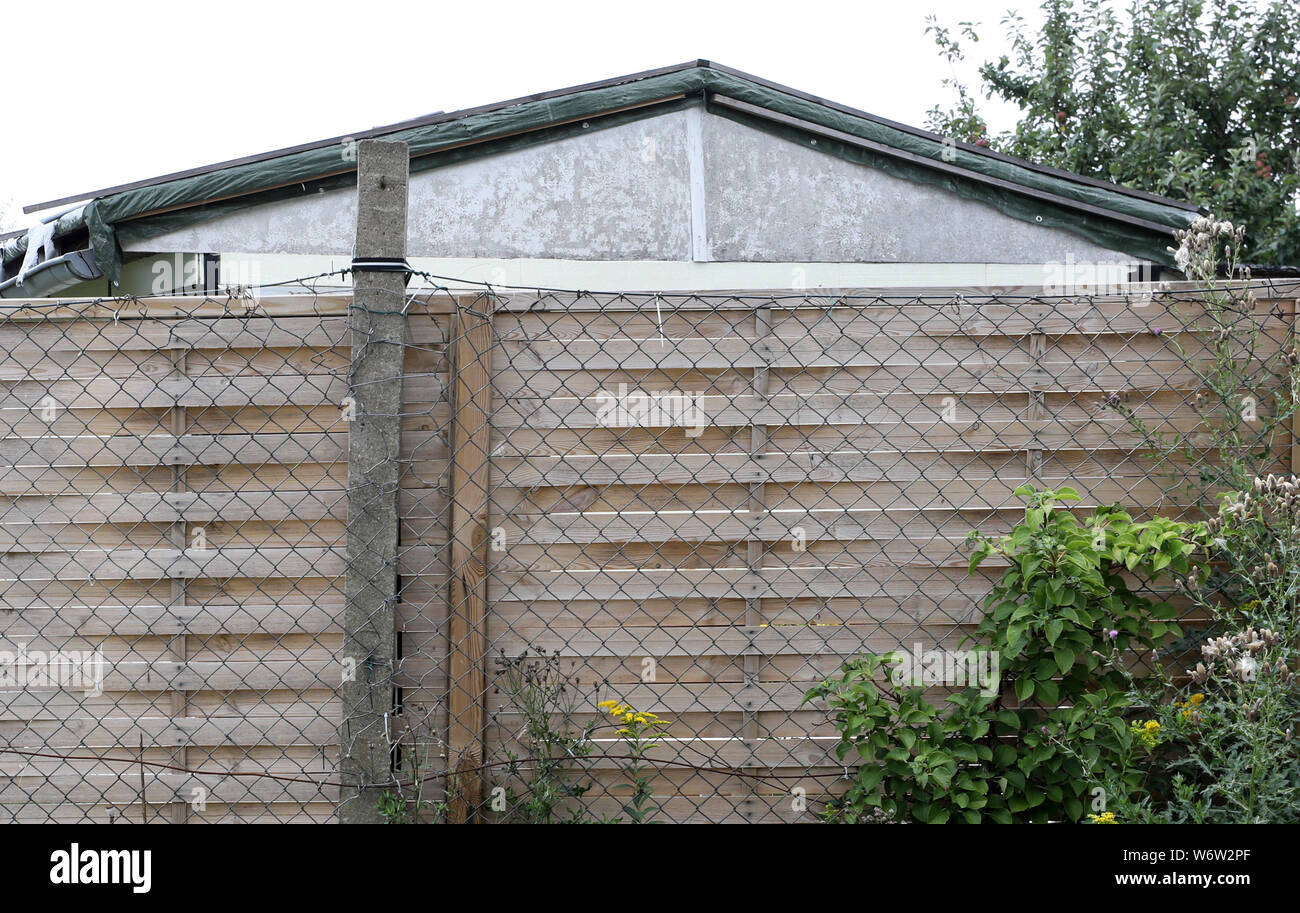 Sprawling hedge hi-res stock photography and images - Alamy
