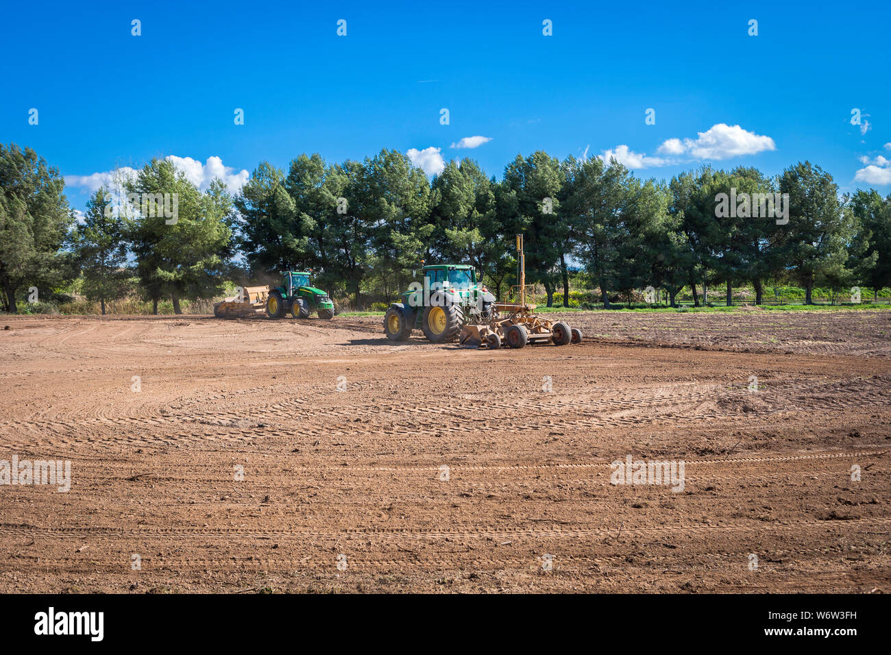 Leveling field hi-res stock photography and images - Alamy