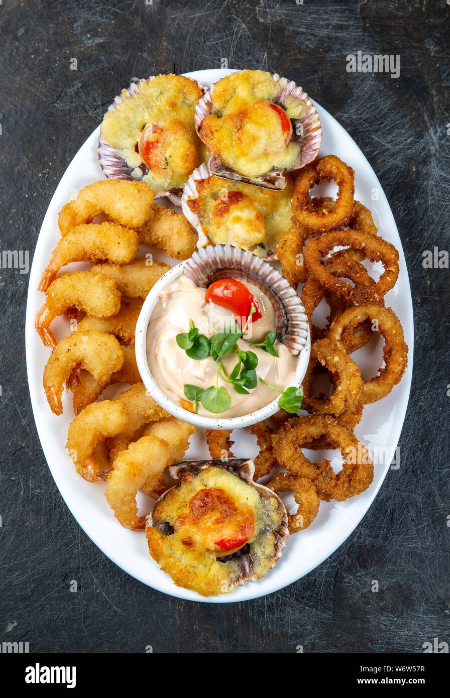 PERUVIAN FOOD. Piqueo caliente. Hot seafood platter fried shrimps ...