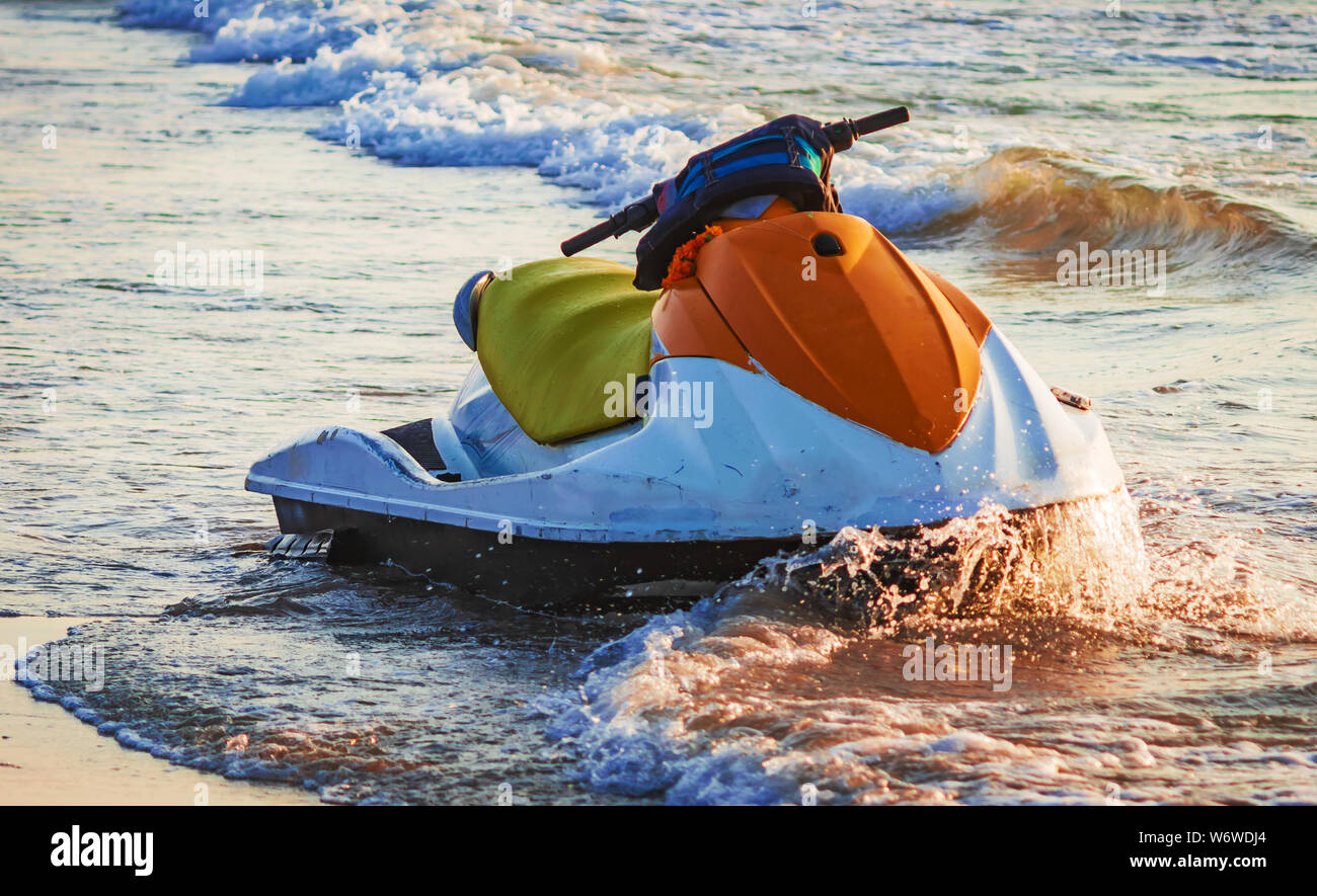 Jet motor hi-res stock photography and images - Alamy