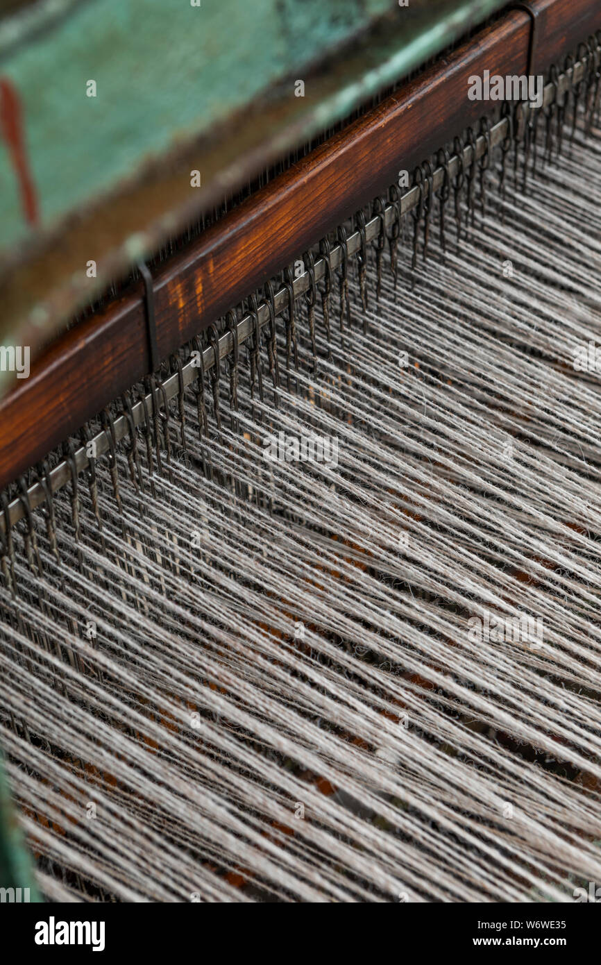 Weaving Wool Scotland High Resolution Stock Photography and Images - Alamy