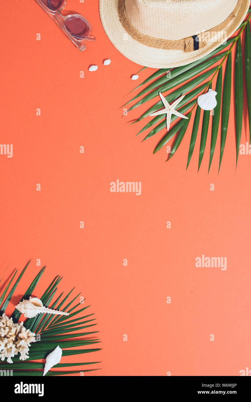 Flat lay beach hi-res stock photography and images - Alamy