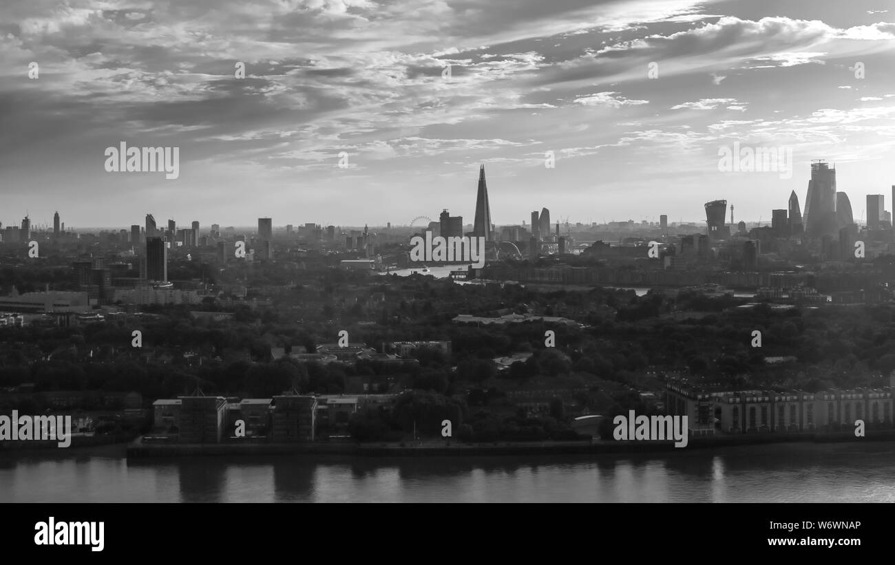 Black and white sunrise sunset symbol Black and White Stock Photos ...