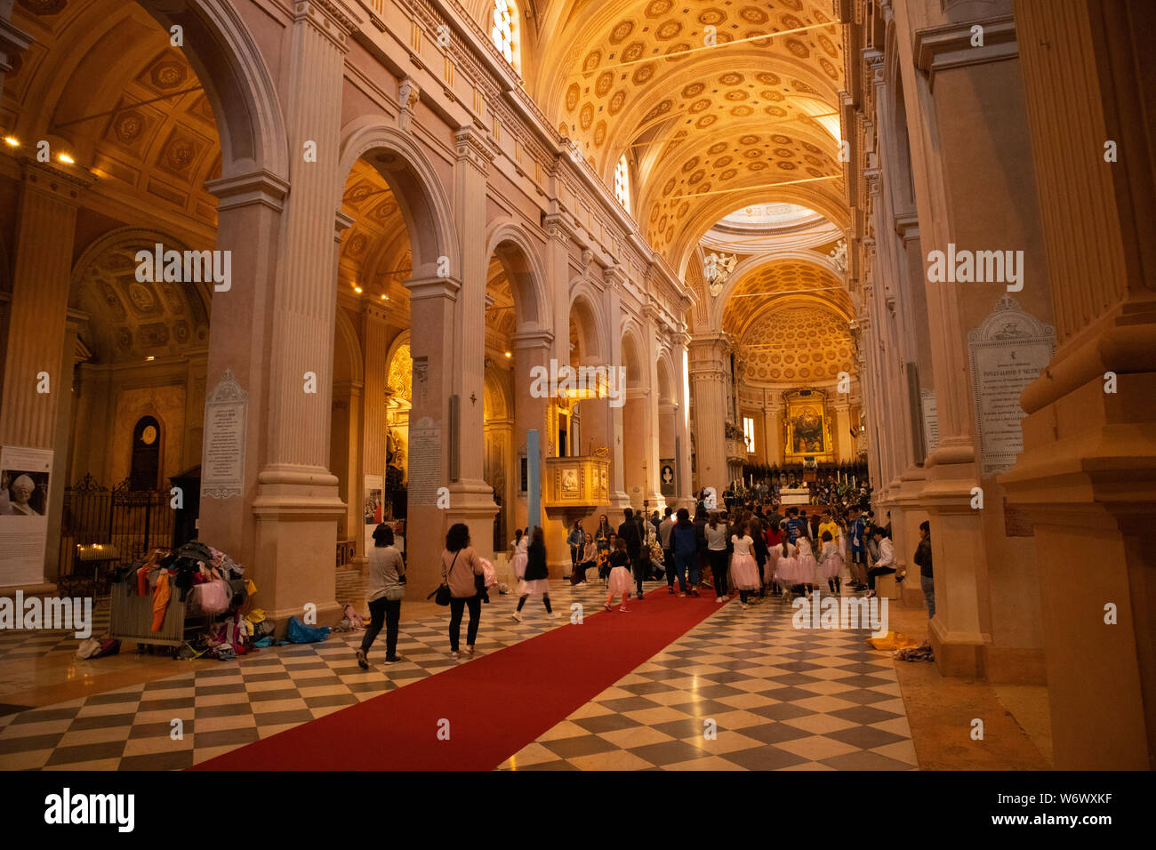 CATEDRALE SANTA MARIA ASSUNTA, REGGIO EMILLIA, ITALIA Stock Photo - Alamy