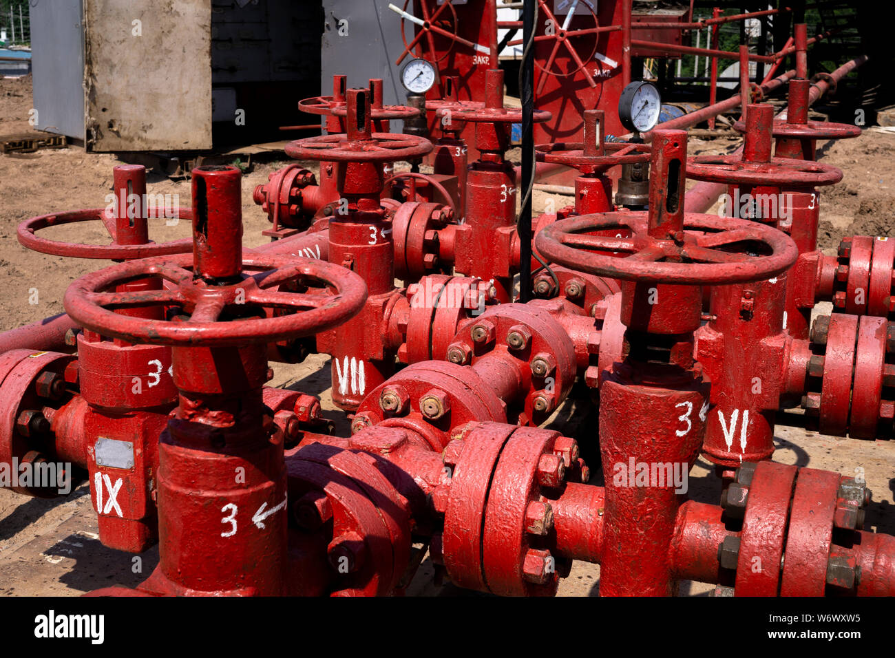 Oil and gas processing plant with pipe line valves. Oil pipeline valves ...