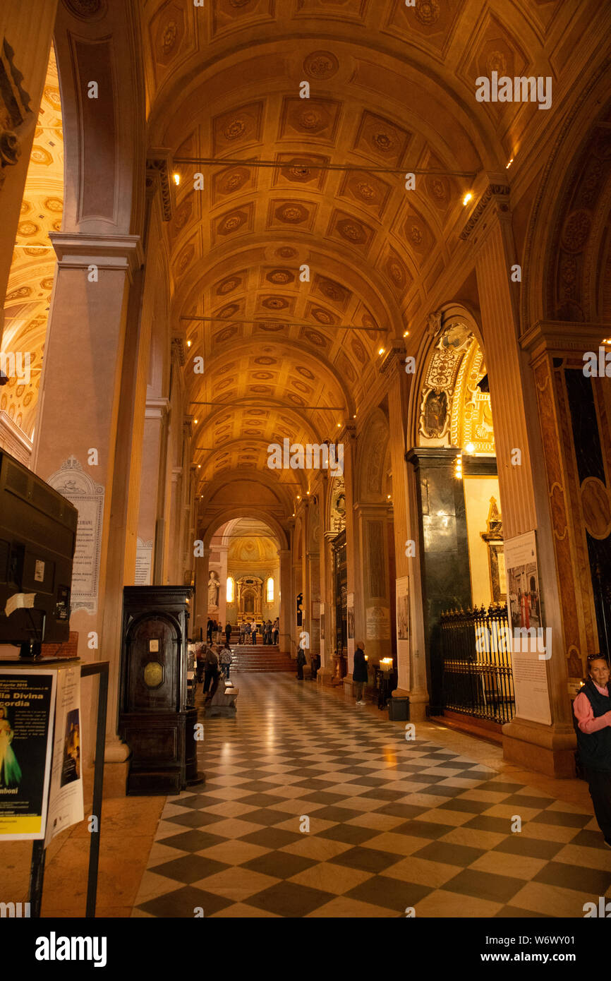 CATEDRALE SANTA MARIA ASSUNTA, REGGIO EMILLIA, ITALIA Stock Photo - Alamy