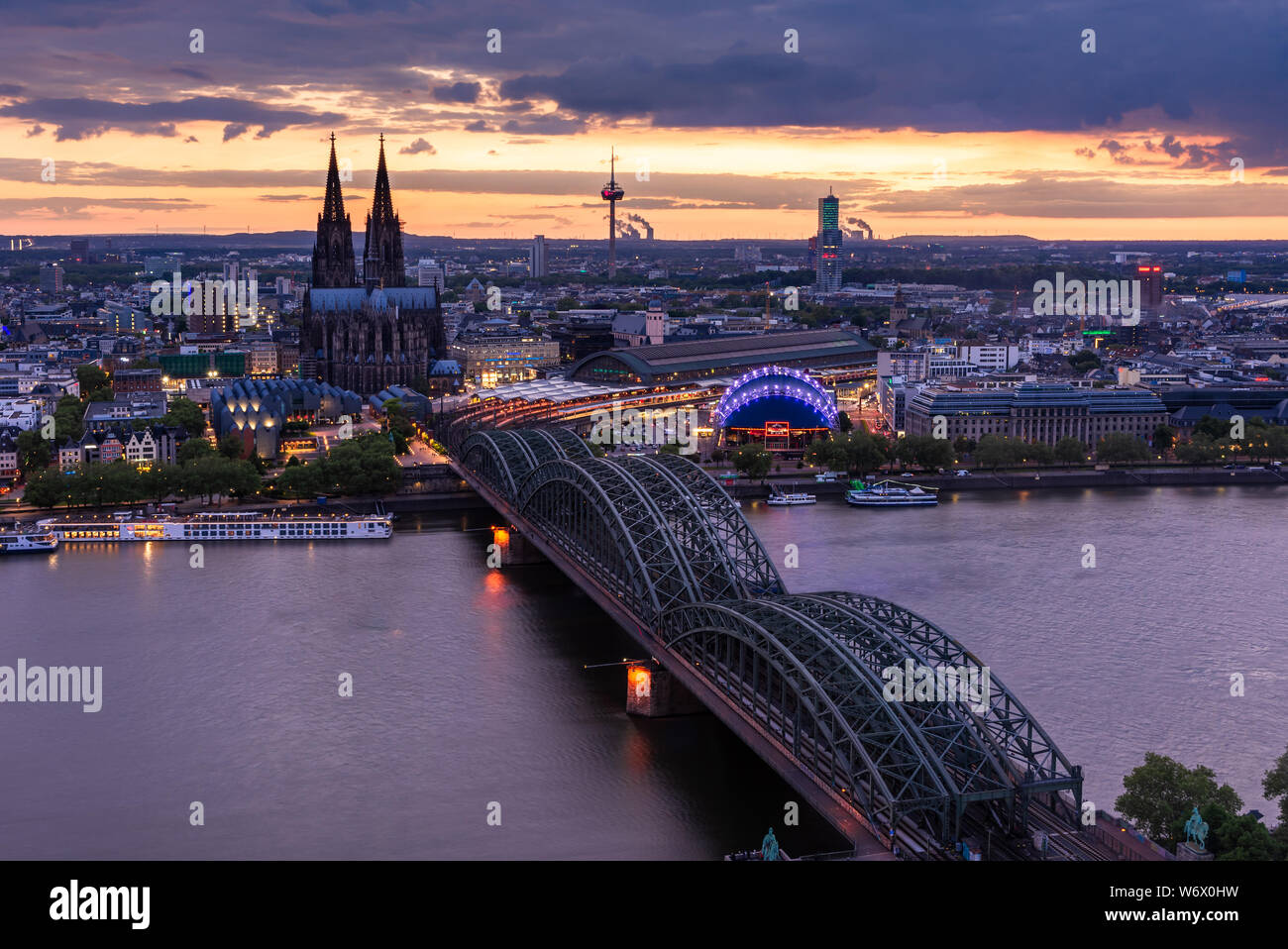Brid view hi-res stock photography and images - Alamy