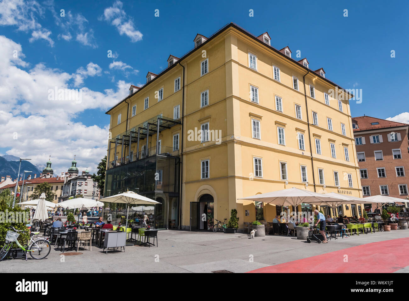 Innsbruck medieval buildings hi-res stock photography and images - Alamy