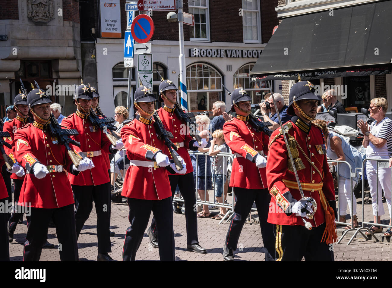 Guards in traditional costume city hi-res stock photography and images ...