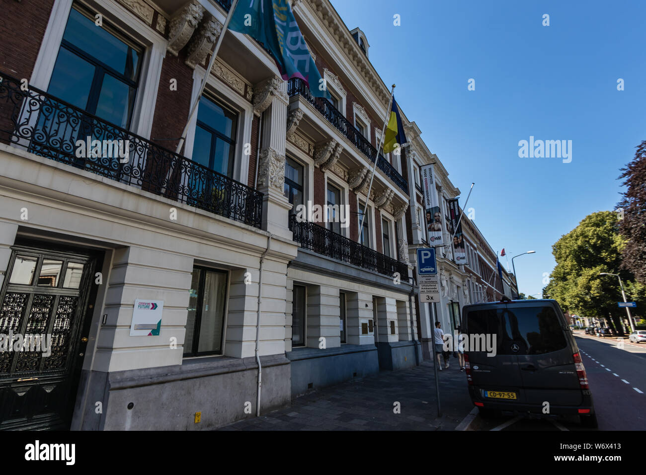 Buildings ukraine flag hi-res stock photography and images - Alamy