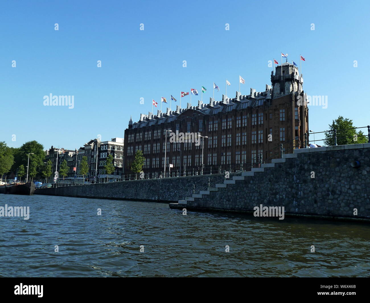 The Shipping House (Scheepvaarthuis), a building on the western tip of ...